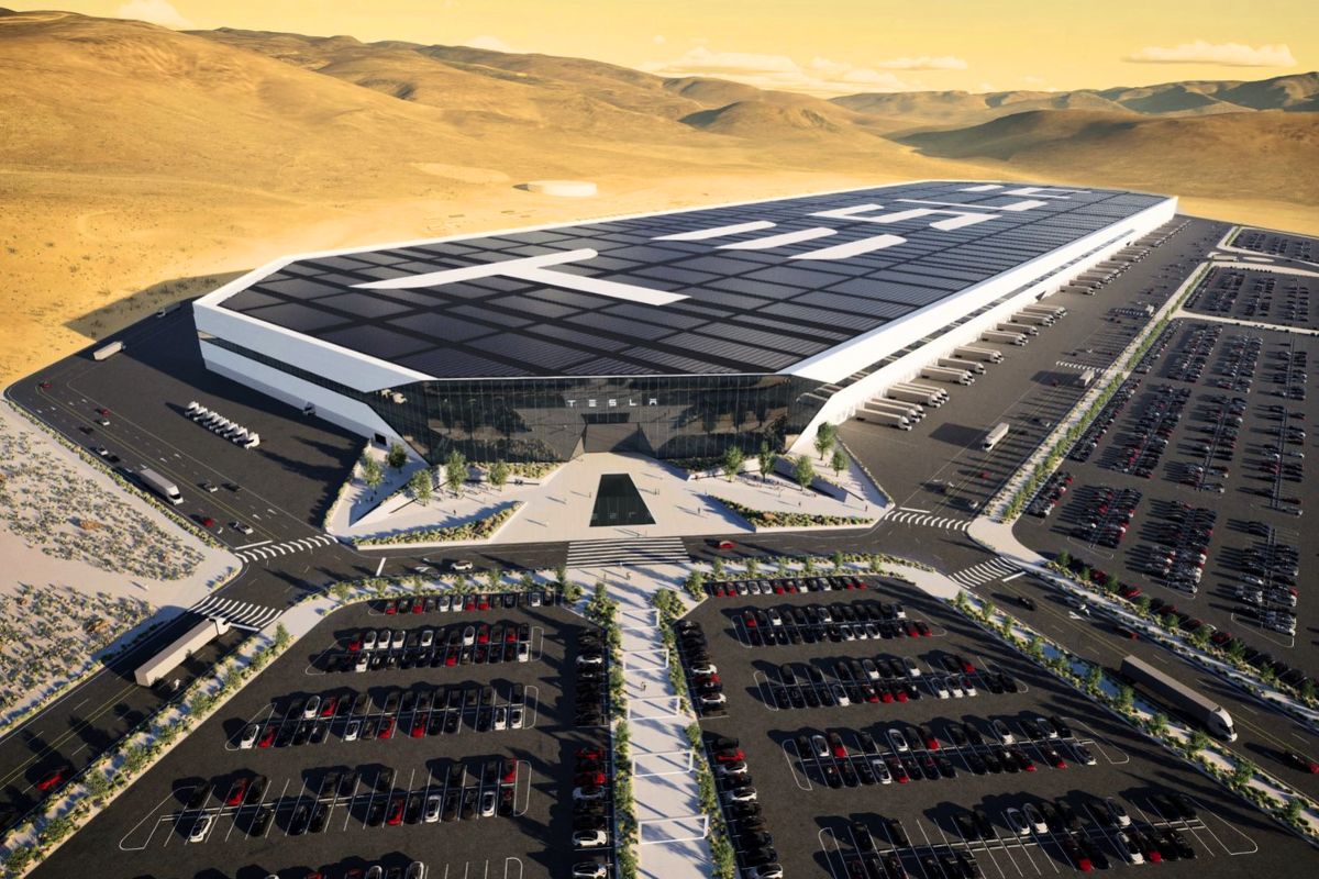 Tesla's next industrial milestone: New Semi factory takes shape in ...